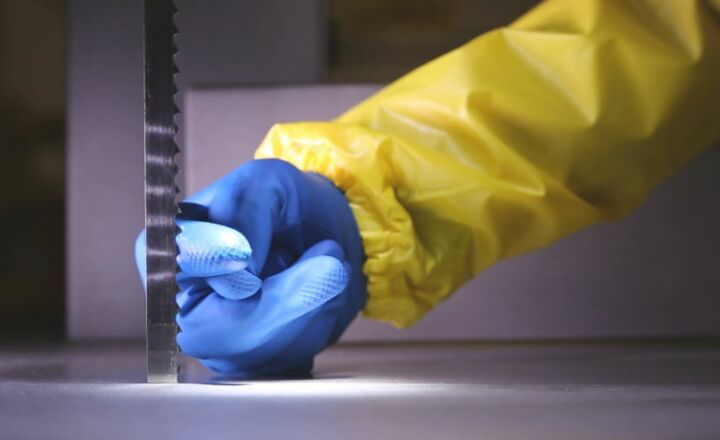 Reduce the risk of serious injury with the BladeStop Bandsaw | Scott