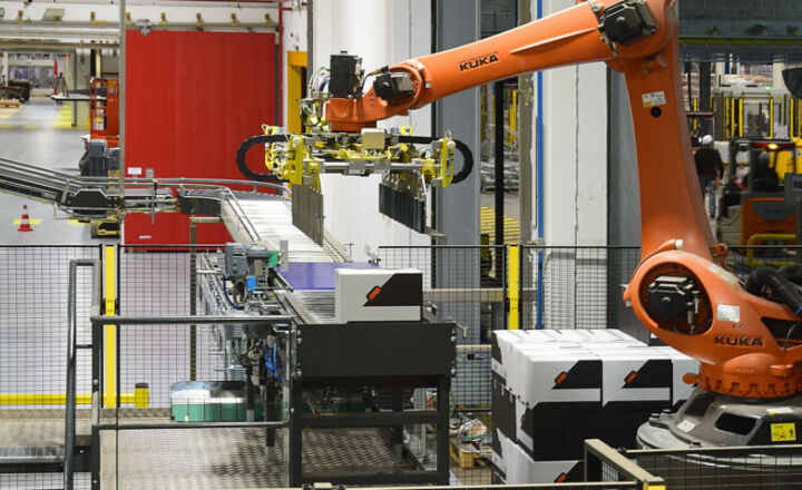 Scott Automation | Multi-phase palletising and pallet transport…