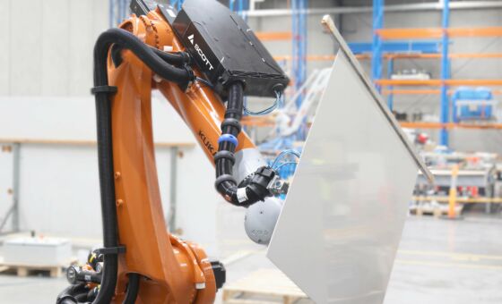 Scott | 10 Good Reasons to Invest in Robots