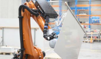 Scott | 10 Good Reasons to Invest in Robots