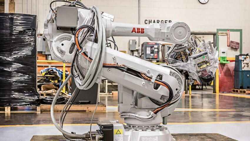 Scott | Industrial Robots