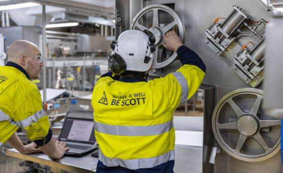 Scott | BladeStop Bandsaw - Global Leaders in Bandsaw Safety